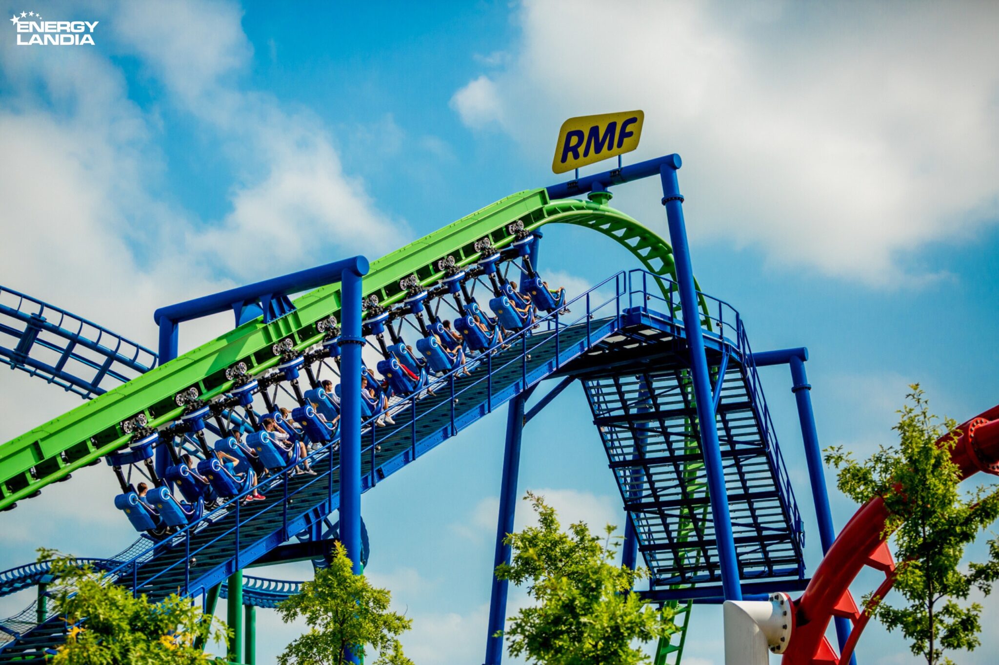 Energy Pass w Energylandii: Jak działa i jak ominąć kolejki?