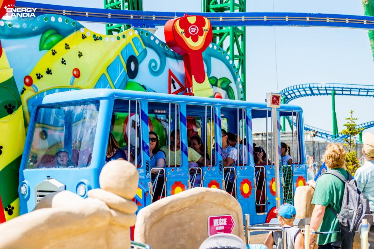 Crazy Bus – ENERGYLANDIA – Rodzinny Park Rozrywki w Zatorze