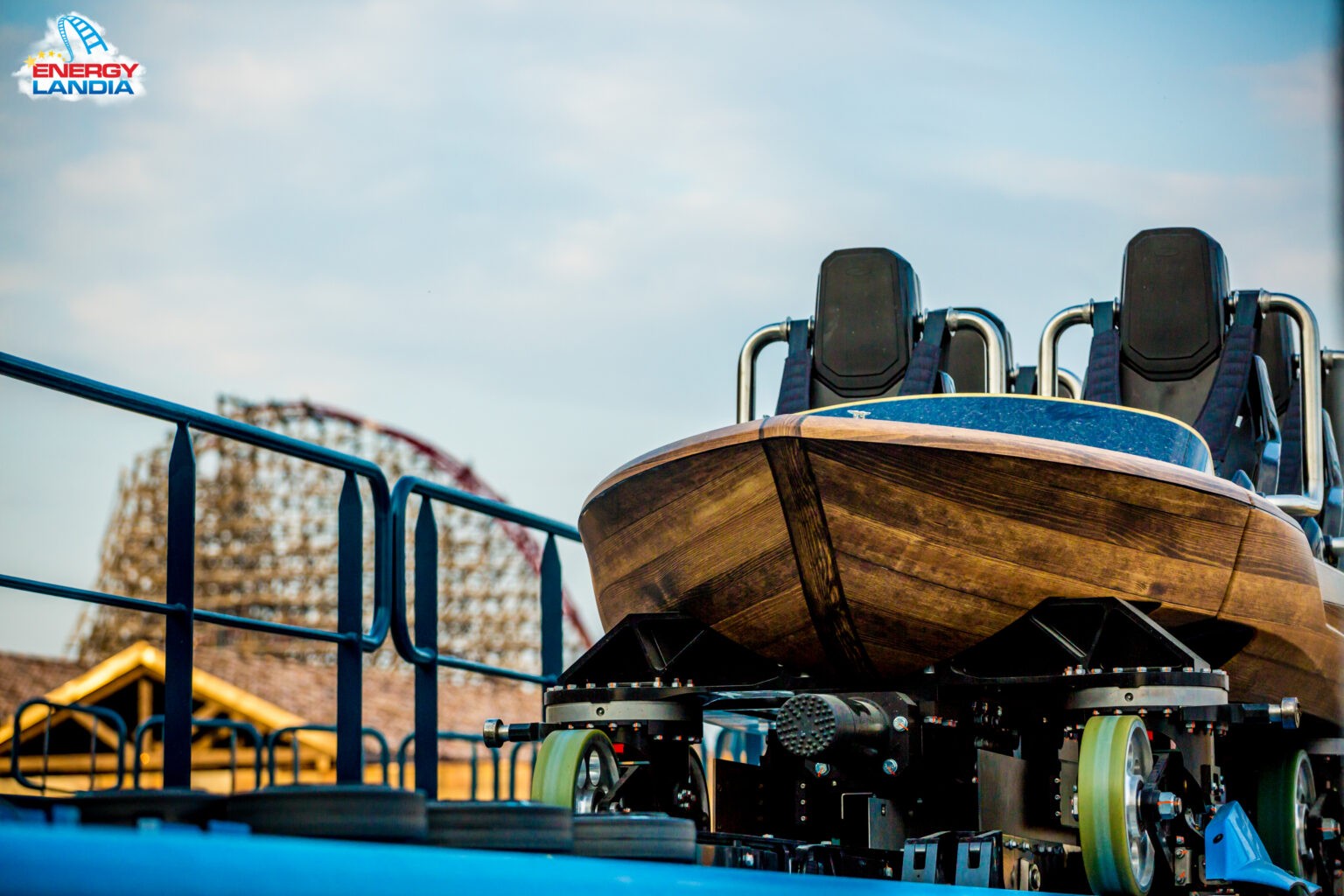 Abyssus - ENERGYLANDIA - Rodzinny Park Rozrywki w Zatorze