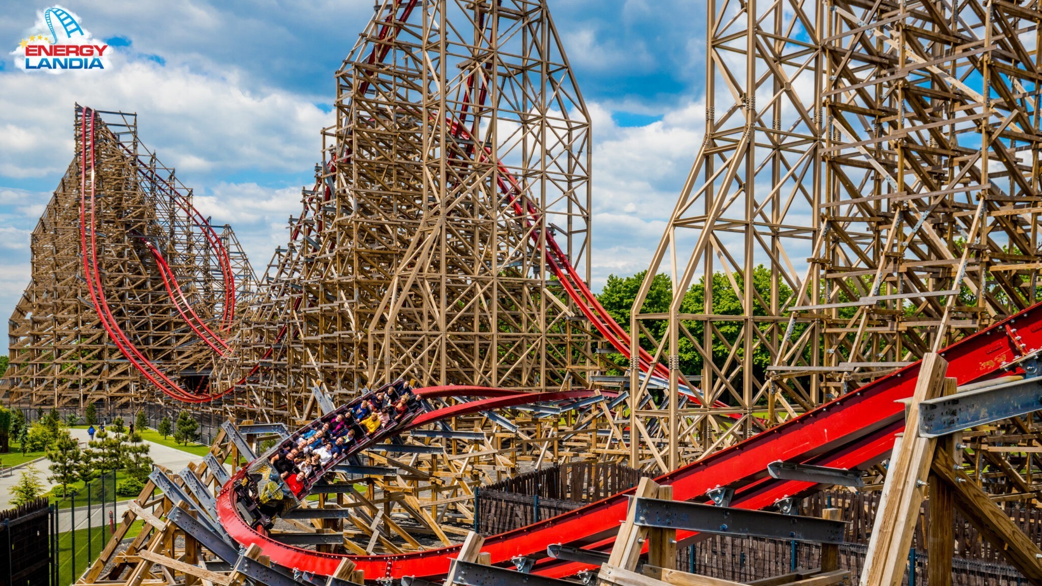 Poland, a leader in amusement. Energylandia with Europe’s biggest ...