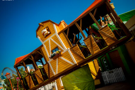 Crazy Barn - ENERGYLANDIA - Rodzinny Park Rozrywki w Zatorze